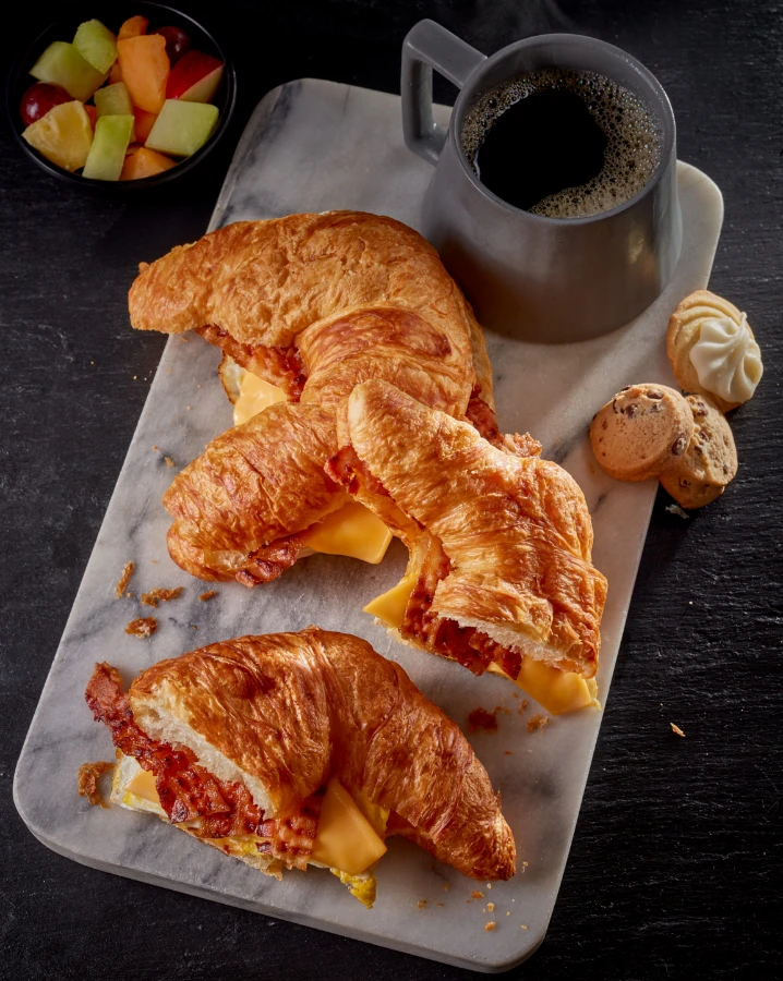 Deli Sandwiches, Soups & Slads | SERVATii